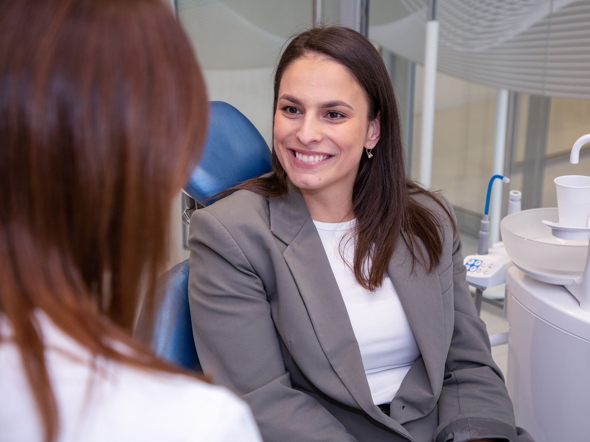 How to Maintain Healthy Teeth: The Ultimate Guide
